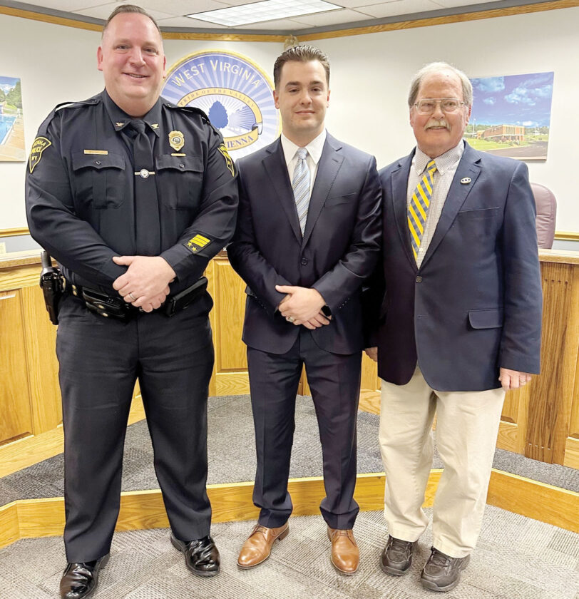 Picture This: Vienna swears in new police officer | News, Sports, Jobs ...